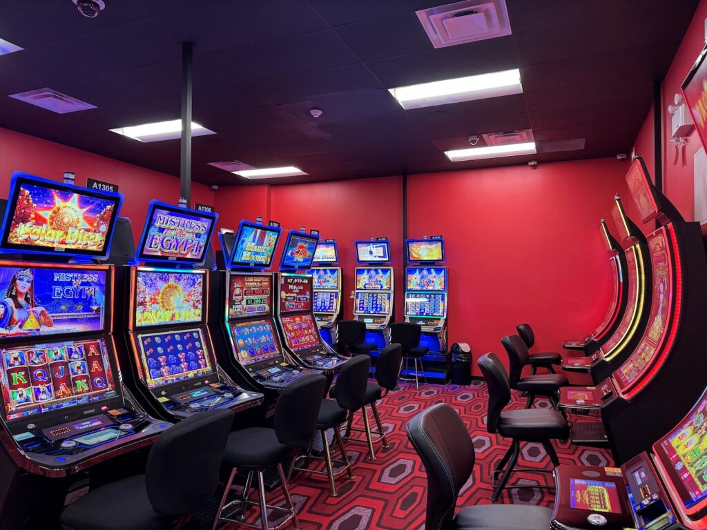 Bingo, Vegas-Style Machines & Jackpots | Delta Bingo Pembroke