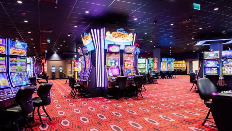Delta Bingo Etobicoke opens its doors, bringing Bingo and Vegas-style ...